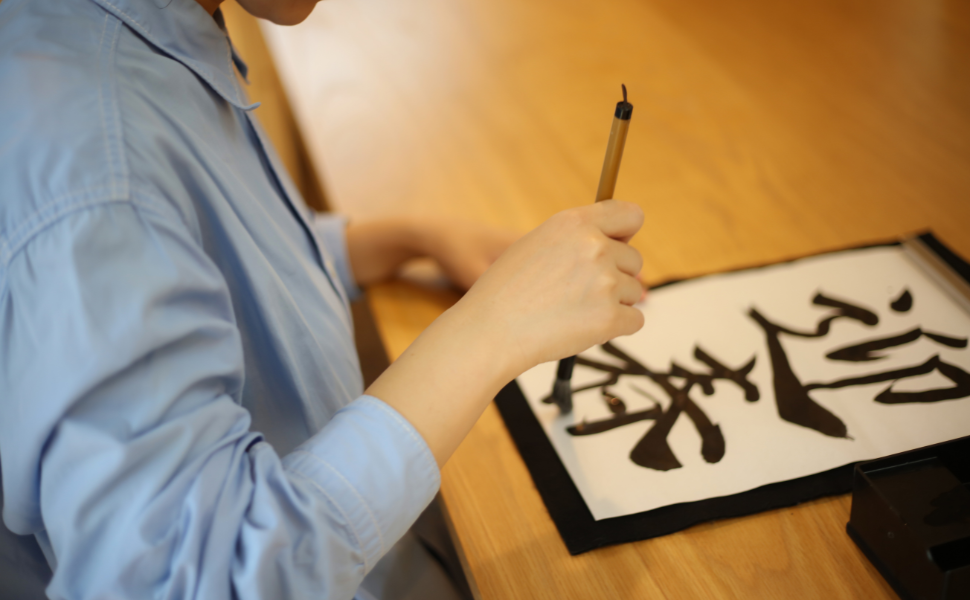 Kakizome: The Beautiful Japanese New Year Calligraphy Tradition ...