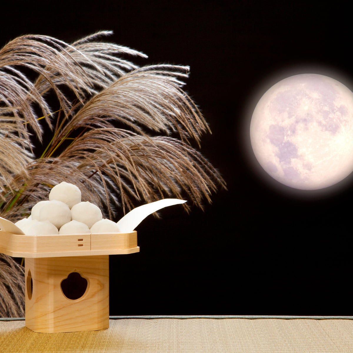 What is Otsukimi? Inside Japan’s Stunning Moon Viewing Tradition ...