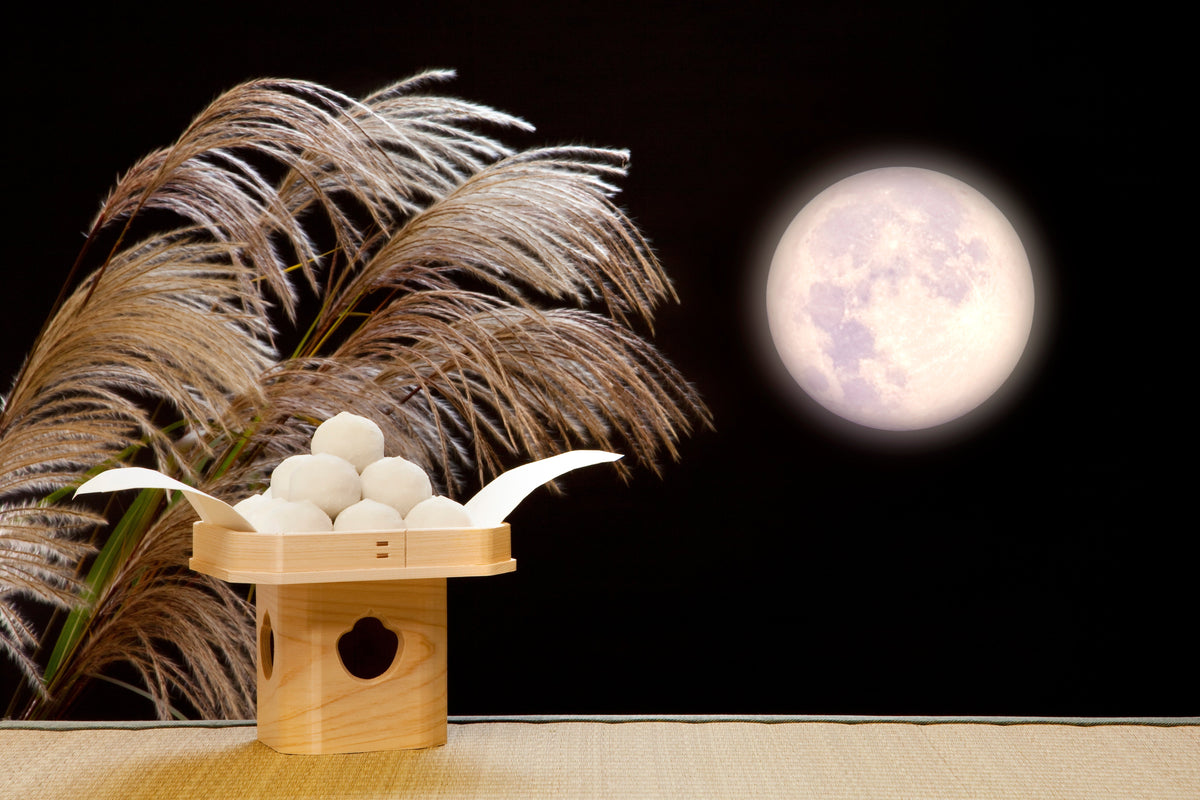 What is Otsukimi? Inside Japan’s Stunning Moon Viewing Tradition ...